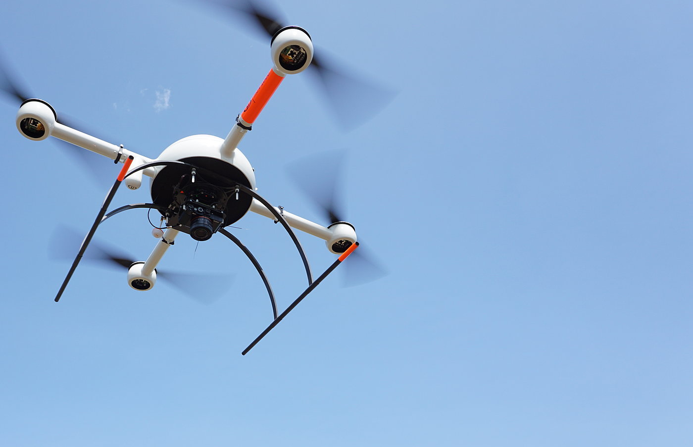 md4-1000: Robust and powerful – UAV / drone model from Microdrones